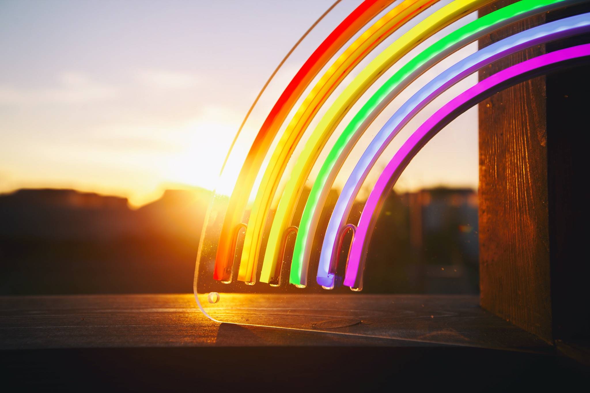 Les couleurs de l'arc-en-ciel : un phénomène fascinant - Jeux Loisirs ...